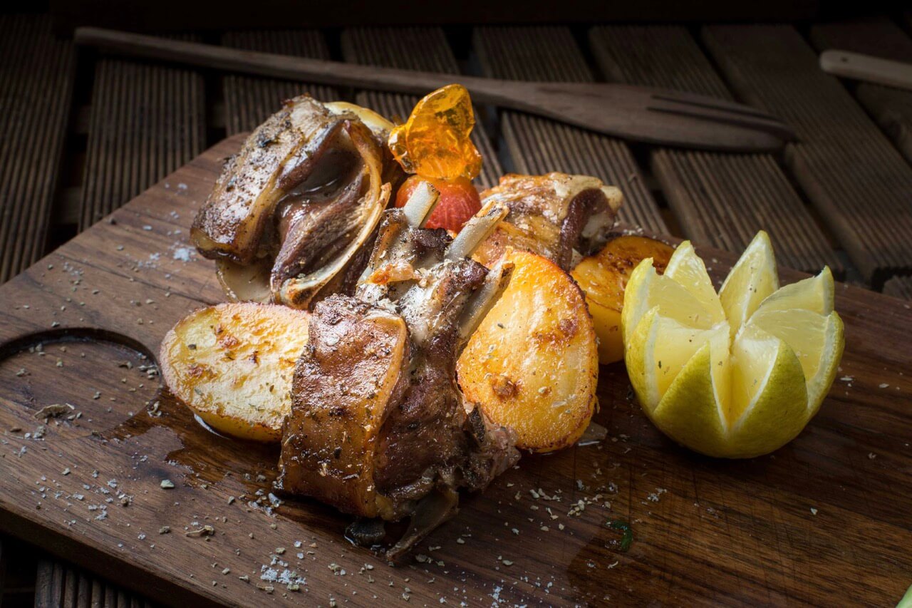 Τα πιάτα μας - Psistaria Thanos