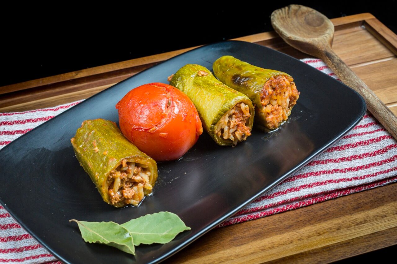 Τα πιάτα μας - Psistaria Thanos